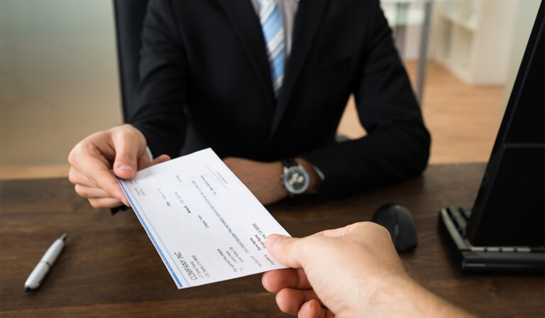 Cheque Enforcement Lawyers in Dubai | Bounced & Returned Cheque Legal Help